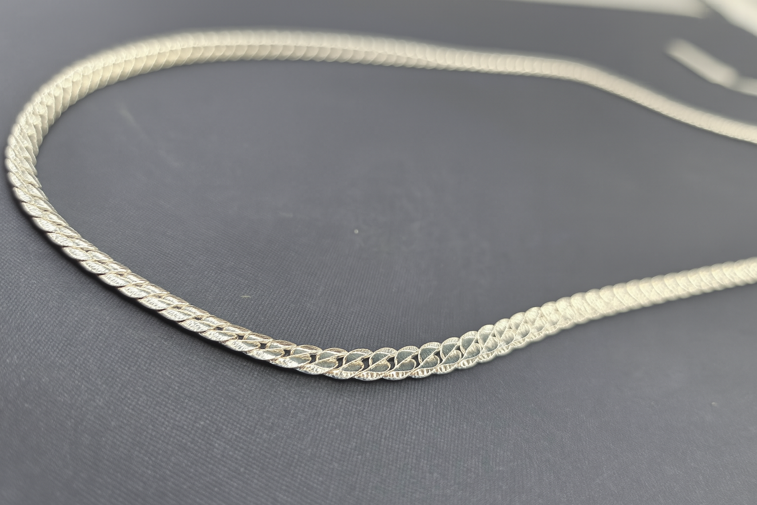 Side Link Chain – Perpetually Yours Jewelry